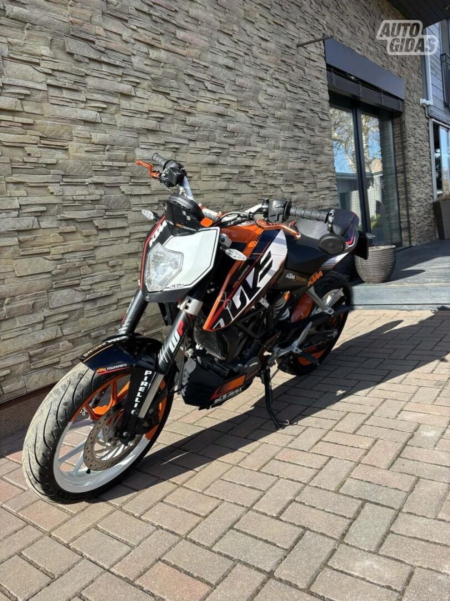 KTM Duke 2012 Šauļi, ar dzinēja tilpumu 0.13 L un nobraukumu 19 tūkst. km par 2100 €, foto 5 vietnē AUTOMOTO.COM.LV