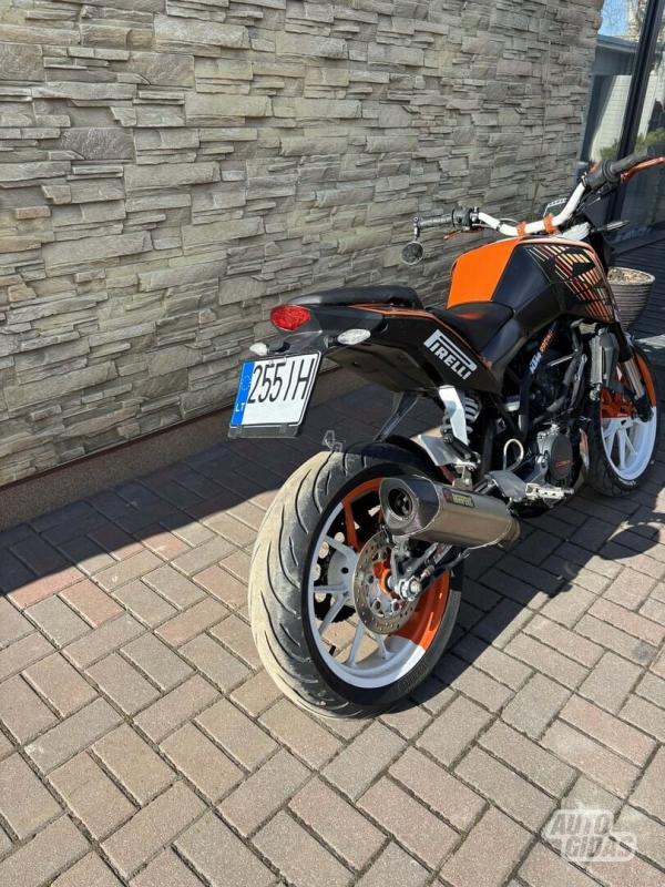 KTM Duke 2012 Šauļi, ar dzinēja tilpumu 0.13 L un nobraukumu 19 tūkst. km par 2100 €, foto 6 vietnē AUTOMOTO.COM.LV