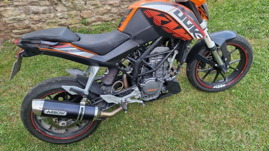 KTM Duke 2012 in Riga, with an engine capacity of 0.13 L and mileage of 0 thousand km for 2150 €, photo 1 on AUTOMOTO.COM.LV