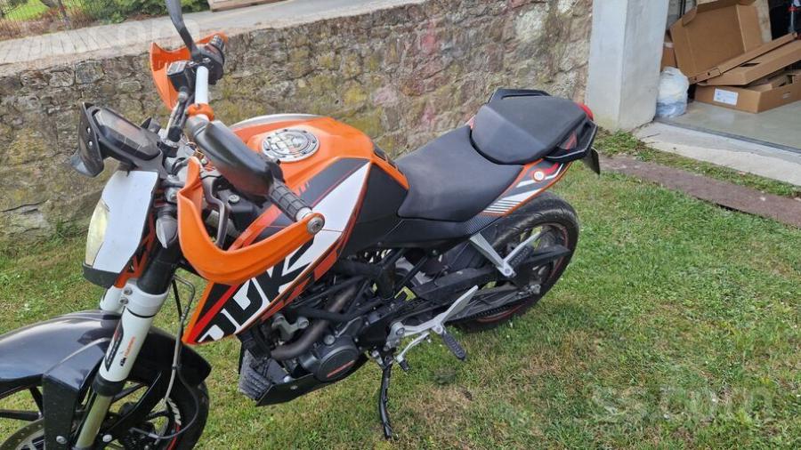 KTM Duke 2012 in Riga, with an engine capacity of 0.13 L and mileage of 0 thousand km for 2150 €, photo 6 on AUTOMOTO.COM.LV