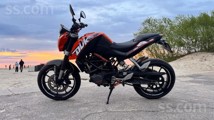 KTM Duke 2012 Rīga, ar dzinēja tilpumu 0.13 L un nobraukumu 0 tūkst. km par 2299 €, foto 3 vietnē AUTOMOTO.COM.LV