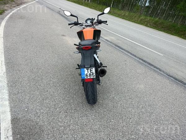 KTM Duke 2012 Valka, ar dzinēja tilpumu 0.13 L un nobraukumu 0 tūkst. km par 1700 €, foto 4 vietnē AUTOMOTO.COM.LV