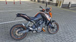 KTM Duke 2012 in Kaunas, with an engine capacity of 0.13 L and mileage of 47 thousand km for 1700 €, photo 4 on AUTOMOTO.COM.LV