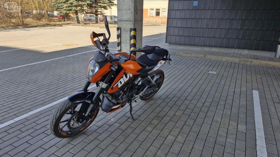 KTM Duke 2012 in Kaunas, with an engine capacity of 0.13 L and mileage of 47 thousand km for 1700 €, photo 8 on AUTOMOTO.COM.LV