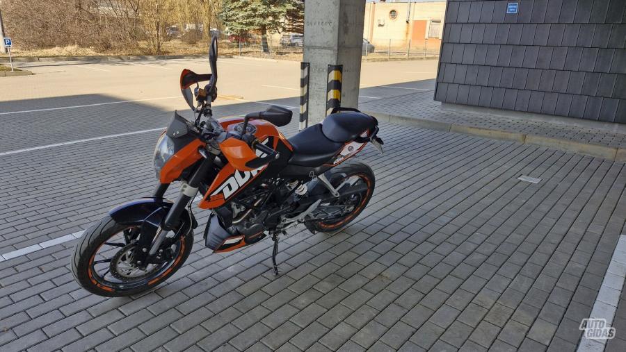 KTM Duke 2012 in Kaunas, with an engine capacity of 0.13 L and mileage of 47 thousand km for 1700 €, photo 9 on AUTOMOTO.COM.LV
