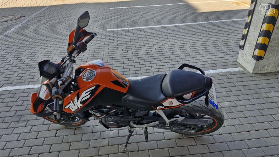 KTM Duke 2012 in Kaunas, with an engine capacity of 0.13 L and mileage of 47 thousand km for 1700 €, photo 10 on AUTOMOTO.COM.LV