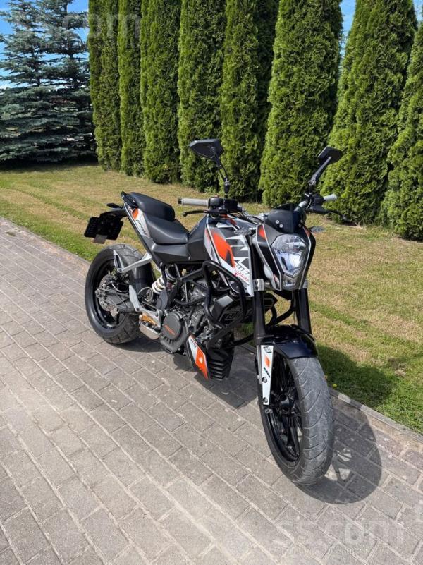 KTM Duke 2012 Dobele, ar dzinēja tilpumu 0.13 L un nobraukumu 0 tūkst. km par 1900 €, foto 3 vietnē AUTOMOTO.COM.LV