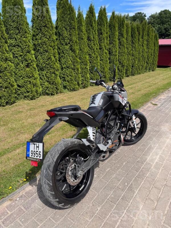 KTM Duke 2012 Dobele, ar dzinēja tilpumu 0.13 L un nobraukumu 0 tūkst. km par 1900 €, foto 4 vietnē AUTOMOTO.COM.LV