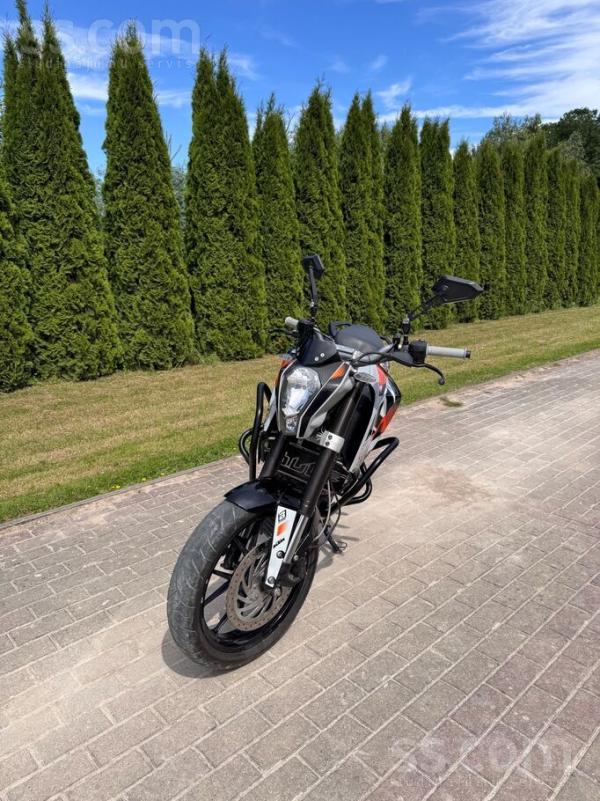 KTM Duke 2012 Dobele, ar dzinēja tilpumu 0.13 L un nobraukumu 0 tūkst. km par 1900 €, foto 5 vietnē AUTOMOTO.COM.LV