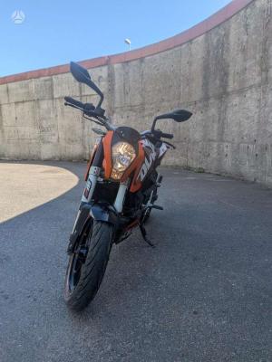 KTM Duke 2012 in Klaipeda, with an engine capacity of 0.13 L and mileage of 30 thousand km for 1600 €, photo  on AUTOMOTO.COM.LV