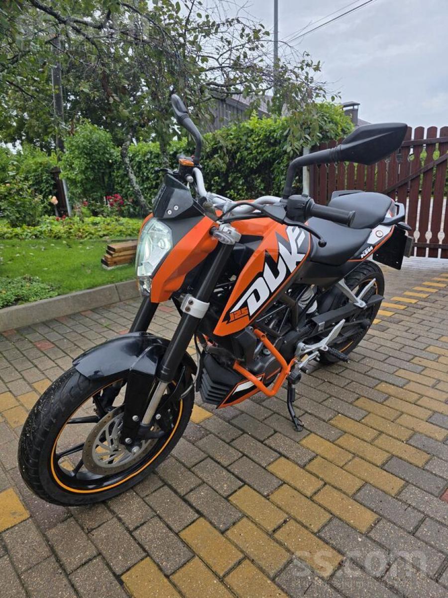 KTM Duke 2012 in Cesis, with an engine capacity of 0.13 L and mileage of 0 thousand km for 2200 €, photo 3 on AUTOMOTO.COM.LV
