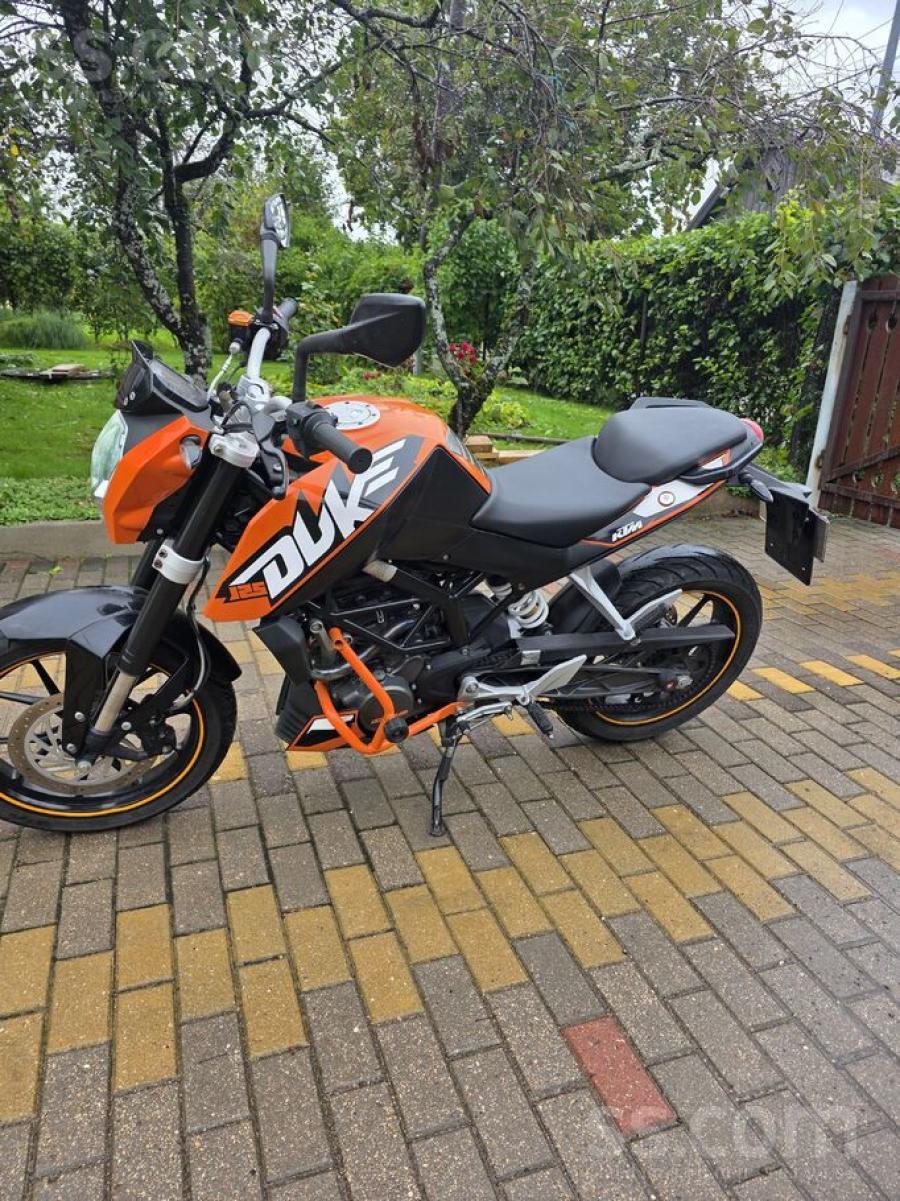 KTM Duke 2012 in Cesis, with an engine capacity of 0.13 L and mileage of 0 thousand km for 2200 €, photo 5 on AUTOMOTO.COM.LV