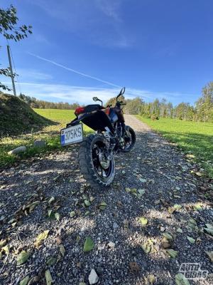 KTM Duke 2012 Molėtai, ar dzinēja tilpumu 0.13 L un nobraukumu 32 tūkst. km par 1600 €, foto 5 vietnē AUTOMOTO.COM.LV