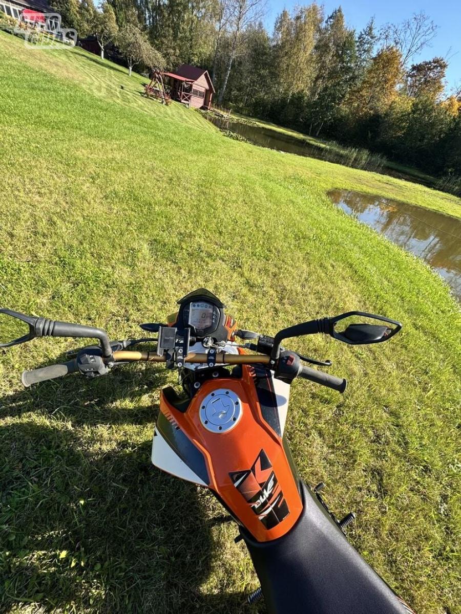 KTM Duke 2012 Molėtai, ar dzinēja tilpumu 0.13 L un nobraukumu 32 tūkst. km par 1600 €, foto 11 vietnē AUTOMOTO.COM.LV