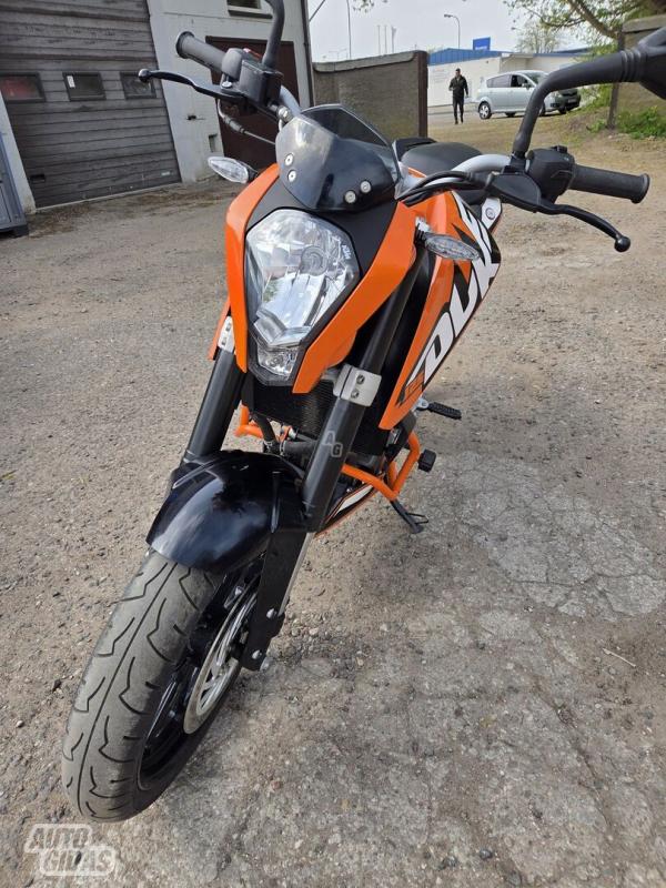 KTM Duke 2013 in Klaipeda, with an engine capacity of 0.13 L and mileage of 10 thousand km for 2500 €, photo 1 on AUTOMOTO.COM.LV
