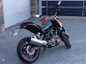 KTM Duke 2013 Panevēža, ar dzinēja tilpumu 0.13 L un nobraukumu 24 tūkst. km par 1950 €, foto 5 vietnē AUTOMOTO.COM.LV