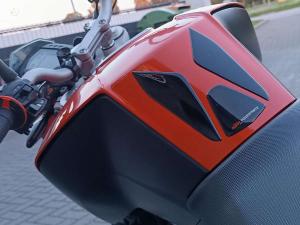 KTM Duke 2013 Panevēža, ar dzinēja tilpumu 0.13 L un nobraukumu 24 tūkst. km par 1950 €, foto 8 vietnē AUTOMOTO.COM.LV