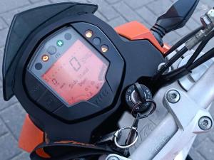 KTM Duke 2013 Panevēža, ar dzinēja tilpumu 0.13 L un nobraukumu 24 tūkst. km par 1950 €, foto 19 vietnē AUTOMOTO.COM.LV
