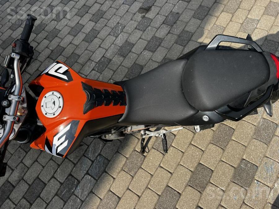 KTM Duke 2013 in Ogre, with an engine capacity of 0.13 L and mileage of 0 thousand km for 2200 €, photo 6 on AUTOMOTO.COM.LV