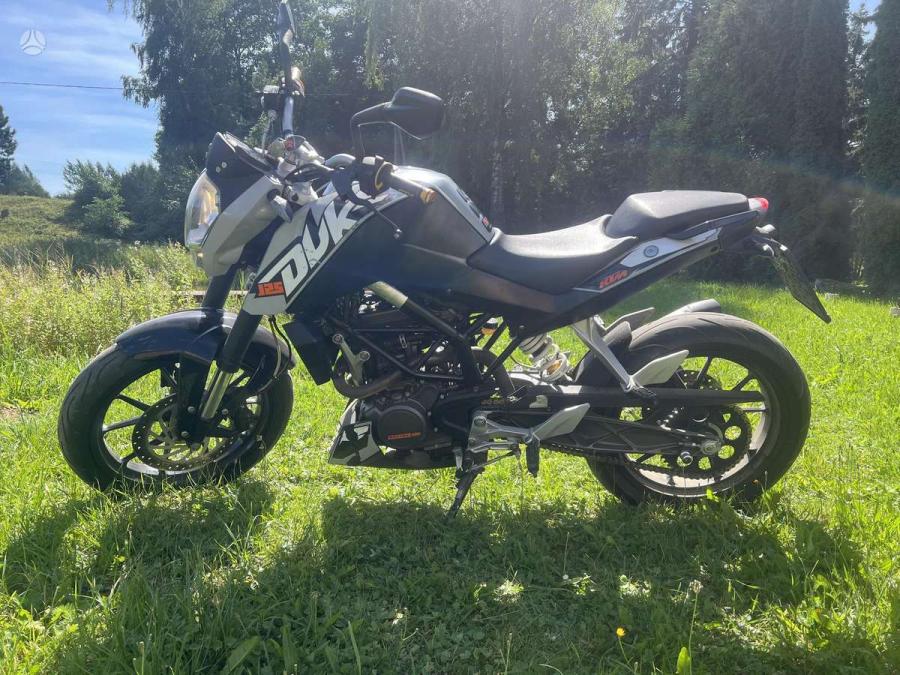 KTM Duke 2013 in Alytus, with an engine capacity of 0.13 L and mileage of 20 thousand km for 1650 €, photo 1 on AUTOMOTO.COM.LV