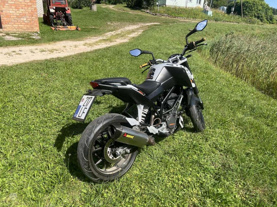 KTM Duke 2013 in Alytus, with an engine capacity of 0.13 L and mileage of 20 thousand km for 1650 €, photo 5 on AUTOMOTO.COM.LV