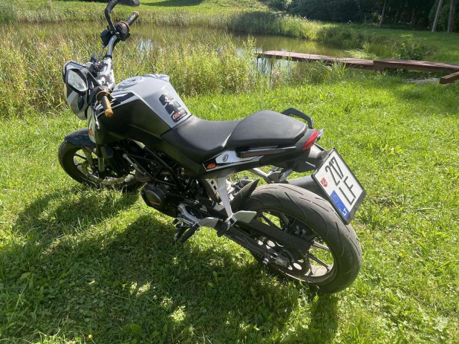 KTM Duke 2013 in Alytus, with an engine capacity of 0.13 L and mileage of 20 thousand km for 1650 €, photo 6 on AUTOMOTO.COM.LV