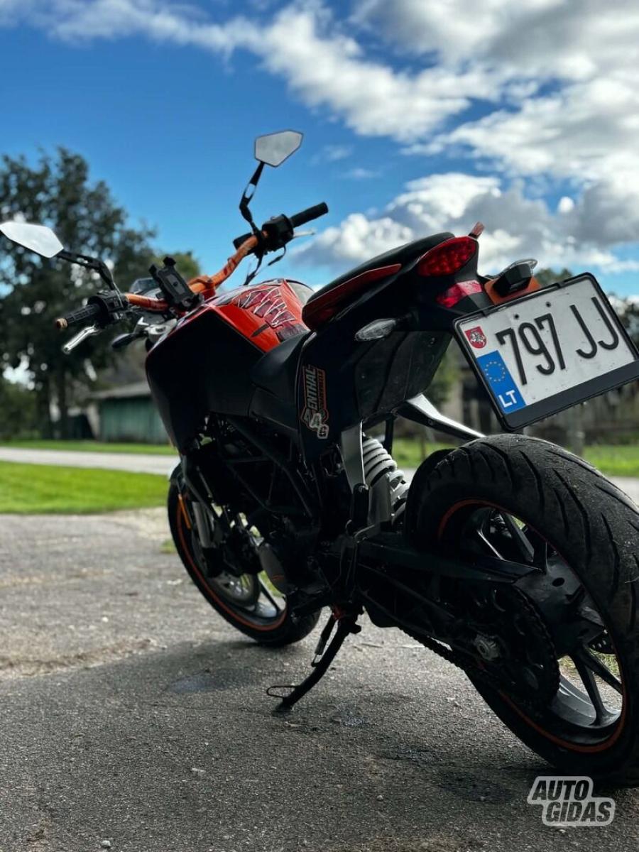 KTM Duke 2013 Šauļi, ar dzinēja tilpumu 0.13 L un nobraukumu 45 tūkst. km par 1400 €, foto 5 vietnē AUTOMOTO.COM.LV