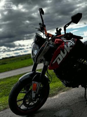 KTM Duke 2013 Šauļi, ar dzinēja tilpumu 0.13 L un nobraukumu 45 tūkst. km par 1400 €, foto 7 vietnē AUTOMOTO.COM.LV
