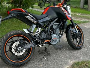 KTM Duke 2013 Šauļi, ar dzinēja tilpumu 0.13 L un nobraukumu 45 tūkst. km par 1400 €, foto 13 vietnē AUTOMOTO.COM.LV