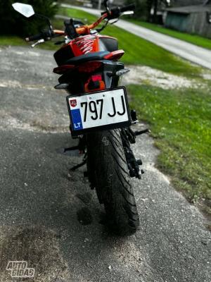 KTM Duke 2013 Šauļi, ar dzinēja tilpumu 0.13 L un nobraukumu 45 tūkst. km par 1400 €, foto 14 vietnē AUTOMOTO.COM.LV