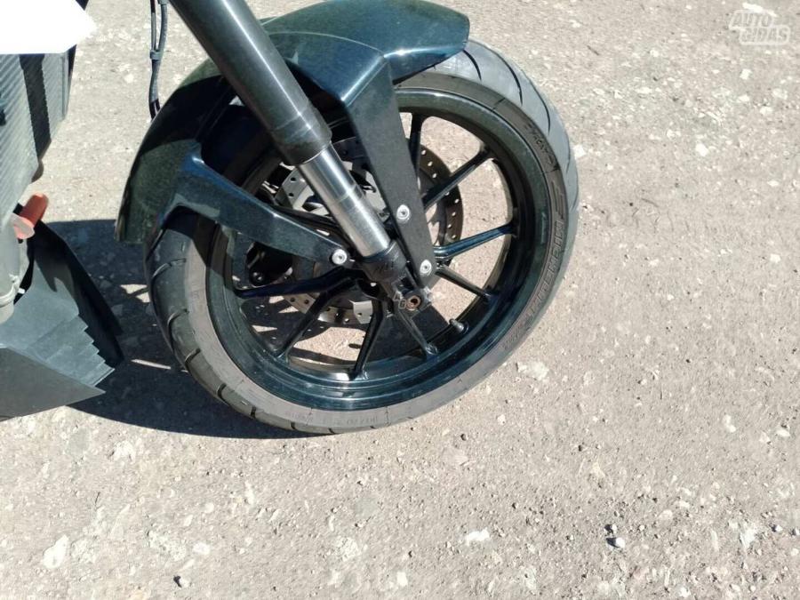 КТМ Дюк 2014 в Радвилишкис, объемом двигателя 0.13 л и пробегом 62 тыс. км за 1350 €, фото 10 на AUTOMOTO.COM.LV