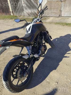 KTM Duke 2014 Tukums, ar dzinēja tilpumu 0.13 L un nobraukumu 0 tūkst. km par 1950 €, foto 5 vietnē AUTOMOTO.COM.LV