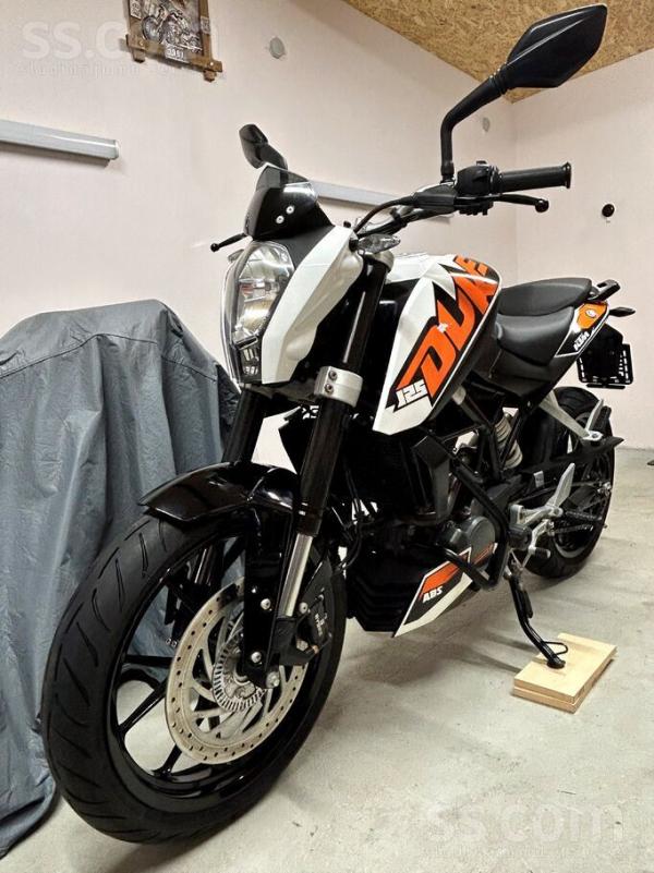 KTM Duke 2014 in Valmiera, with an engine capacity of 0.13 L and mileage of 0 thousand km for 2200 €, photo 5 on AUTOMOTO.COM.LV