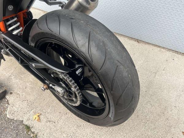 KTM Duke 2014 in Birstonas, with an engine capacity of 0.69 L and mileage of 39 thousand km for 3750 €, photo 7 on AUTOMOTO.COM.LV