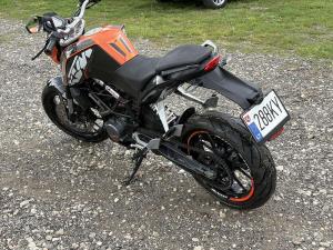 KTM Duke 2014 in Ukmerge, with an engine capacity of 0.13 L and mileage of 33 thousand km for 1100 €, photo 5 on AUTOMOTO.COM.LV