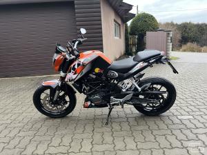 KTM Duke 2015 Prienai, ar dzinēja tilpumu 0.13 L un nobraukumu 20 tūkst. km par 1750 €, foto 4 vietnē AUTOMOTO.COM.LV