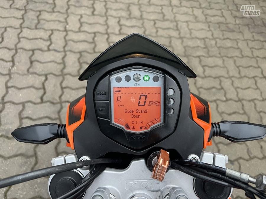 KTM Duke 2015 Prienai, ar dzinēja tilpumu 0.13 L un nobraukumu 20 tūkst. km par 1750 €, foto 18 vietnē AUTOMOTO.COM.LV