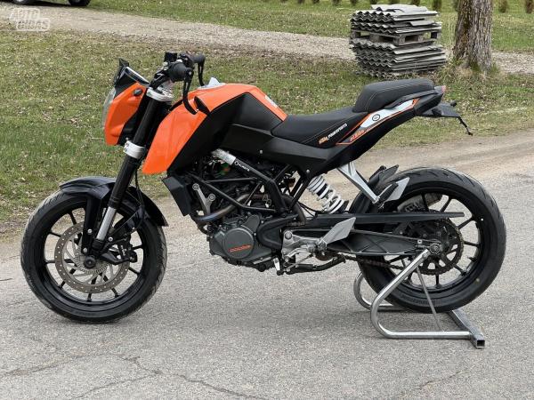 KTM Duke 2015 in Vilnius, with an engine capacity of 0.13 L and mileage of 35 thousand km for 1700 €, photo 7 on AUTOMOTO.COM.LV