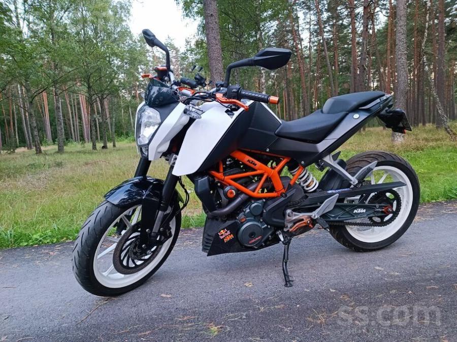 КТМ Дюк 2015 в Рига, объемом двигателя 0.39 л и пробегом 0 тыс. км за 2600 €, фото 1 на AUTOMOTO.COM.LV