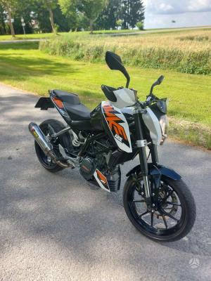 KTM Duke 2015 in Panevezys, with an engine capacity of 0.13 L and mileage of 43 thousand km for 1300 €, photo 3 on AUTOMOTO.COM.LV