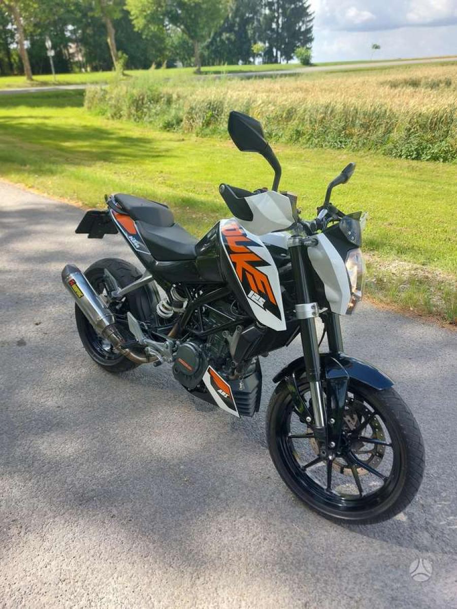 KTM Duke 2015 in Panevezys, with an engine capacity of 0.13 L and mileage of 43 thousand km for 1300 €, photo 3 on AUTOMOTO.COM.LV