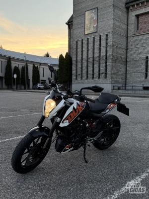 KTM Duke 2015 in Alytus, with an engine capacity of 0.13 L and mileage of 28 thousand km for 2000 €, photo 3 on AUTOMOTO.COM.LV