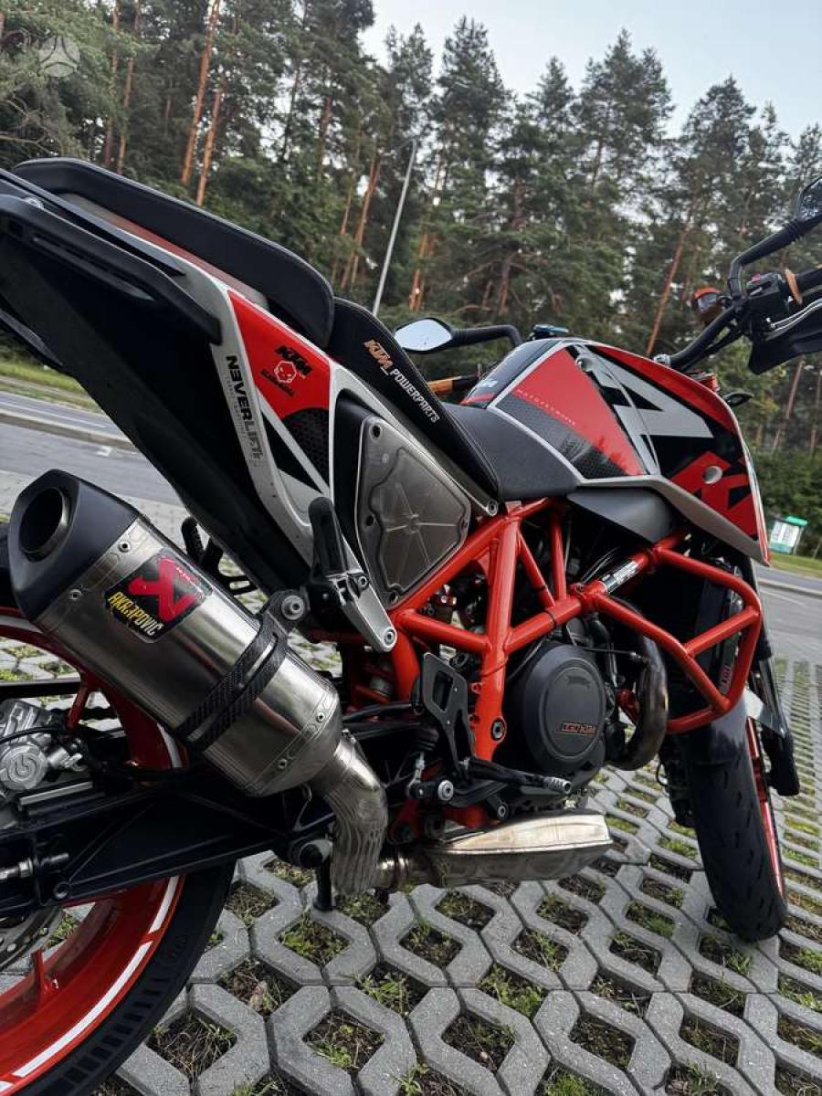 KTM Duke 2015 in Vilnius, with an engine capacity of 0.69 L and mileage of 33 thousand km for 3500 €, photo 5 on AUTOMOTO.COM.LV