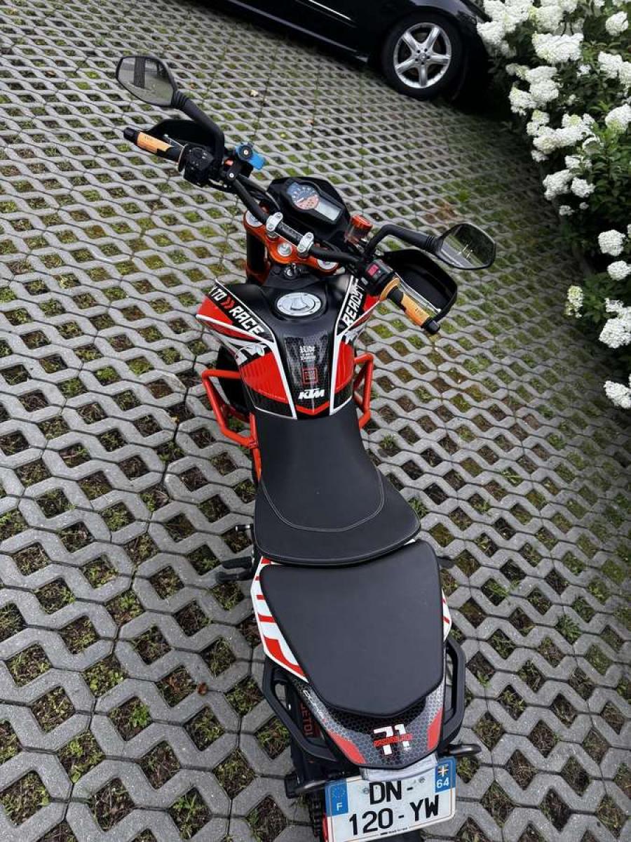 KTM Duke 2015 in Vilnius, with an engine capacity of 0.69 L and mileage of 33 thousand km for 3500 €, photo 8 on AUTOMOTO.COM.LV