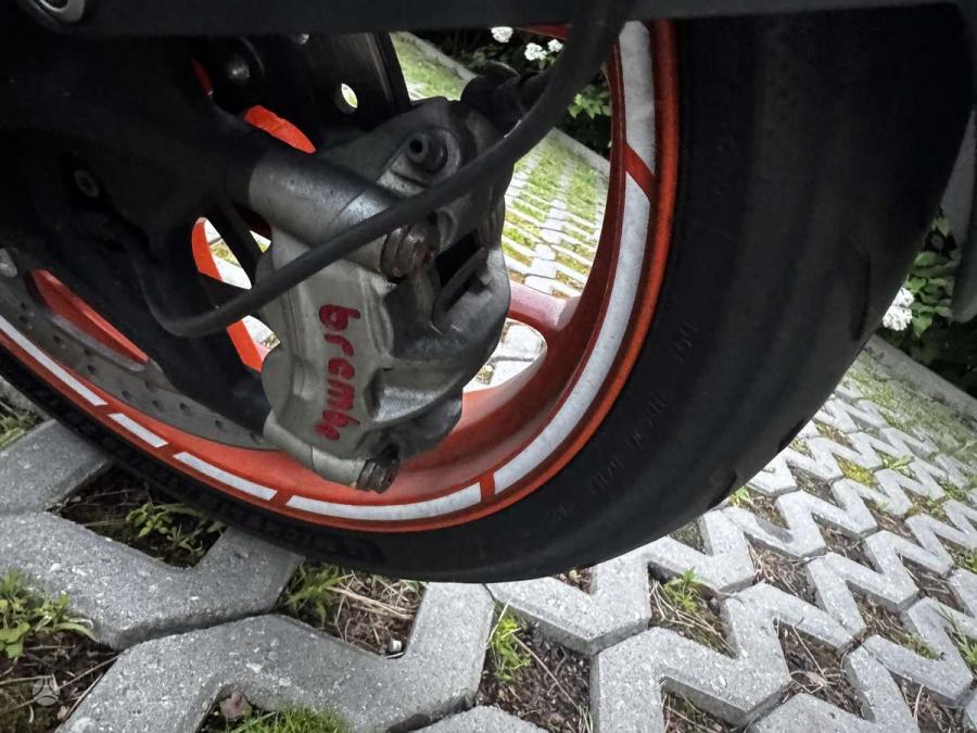 KTM Duke 2015 in Vilnius, with an engine capacity of 0.69 L and mileage of 33 thousand km for 3500 €, photo 10 on AUTOMOTO.COM.LV