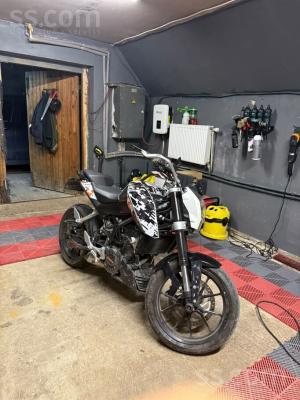 KTM Duke 2015 Dobele, ar dzinēja tilpumu 0.13 L un nobraukumu 0 tūkst. km par 2150 €, foto 3 vietnē AUTOMOTO.COM.LV