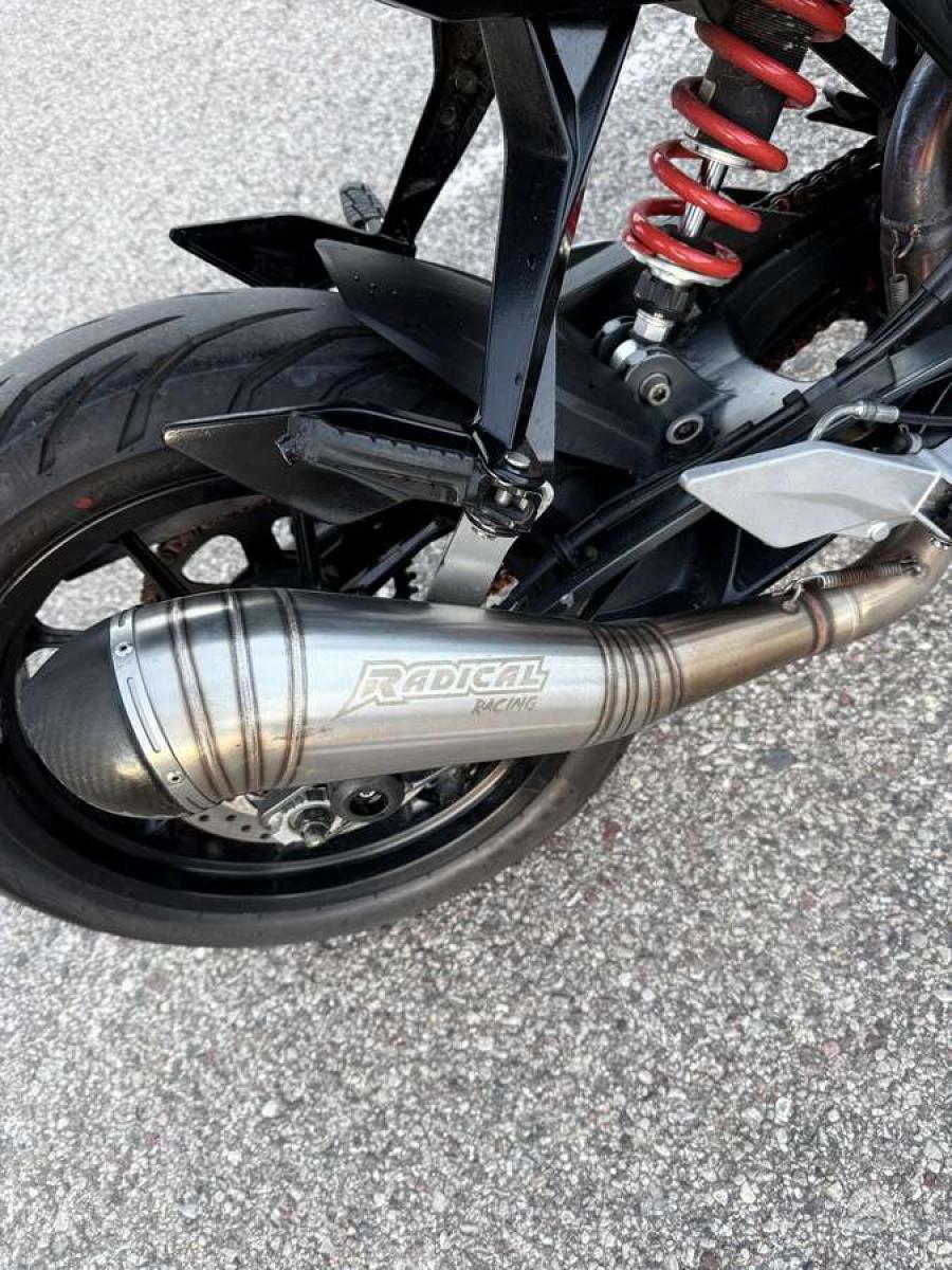 KTM Duke 2015 in Alytus, with an engine capacity of 0.13 L and mileage of 28 thousand km for 1800 €, photo 4 on AUTOMOTO.COM.LV