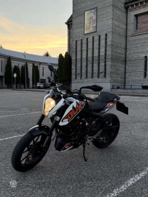 KTM Duke 2015 in Alytus, with an engine capacity of 0.13 L and mileage of 28 thousand km for 1800 €, photo 6 on AUTOMOTO.COM.LV