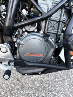 KTM Duke 2015 in Alytus, with an engine capacity of 0.13 L and mileage of 28 thousand km for 1800 €, photo 7 on AUTOMOTO.COM.LV