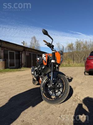 KTM Duke 2015 in Rezekne, with an engine capacity of 0.13 L and mileage of 0 thousand km for 1650 €, photo 5 on AUTOMOTO.COM.LV